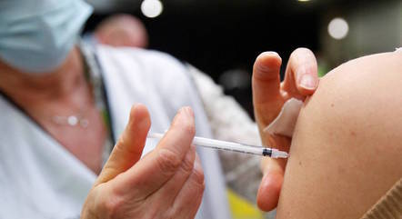 EUA aprovam a primeira vacina contra a chikungunya | Paraná Pesquisas